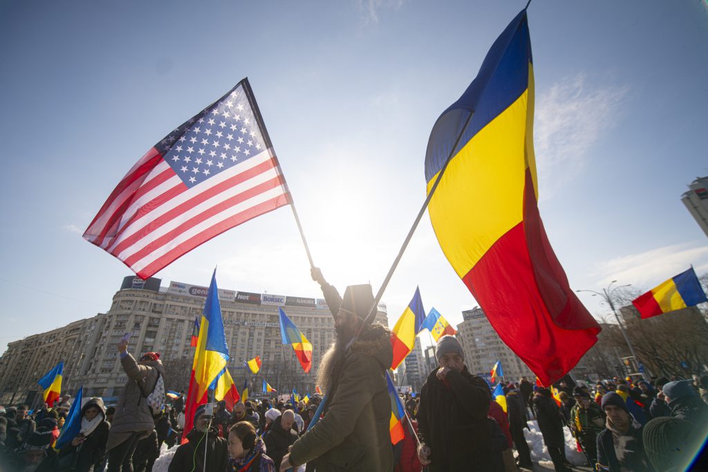 21 FEBRUARIE 2025. Nou miting pro-Georgescu: „Trump, Vance și Musk ne ...